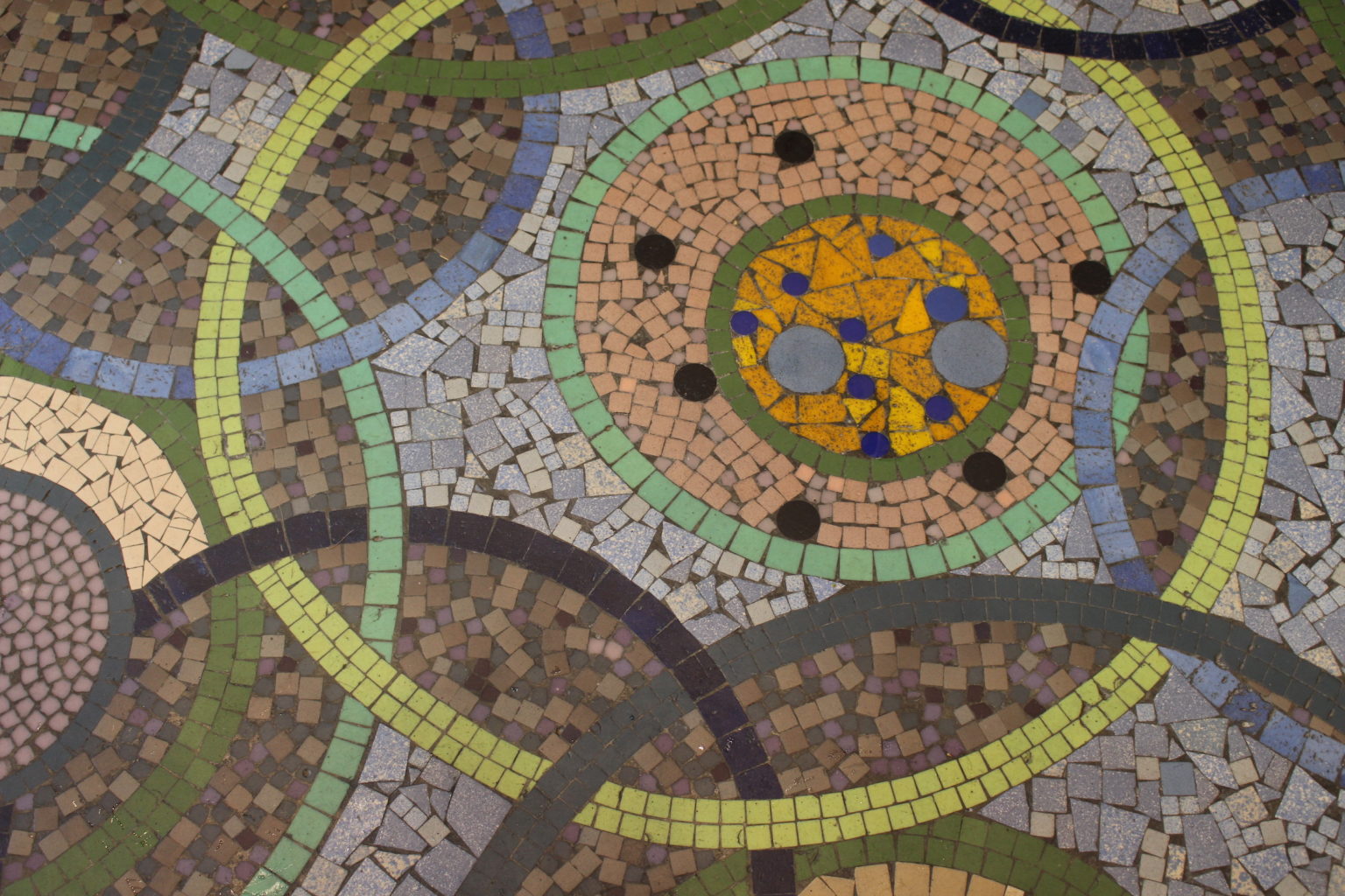 Patrimoine artistique rennais, l’art de la mosaïque signé Odorico | FYK'mag